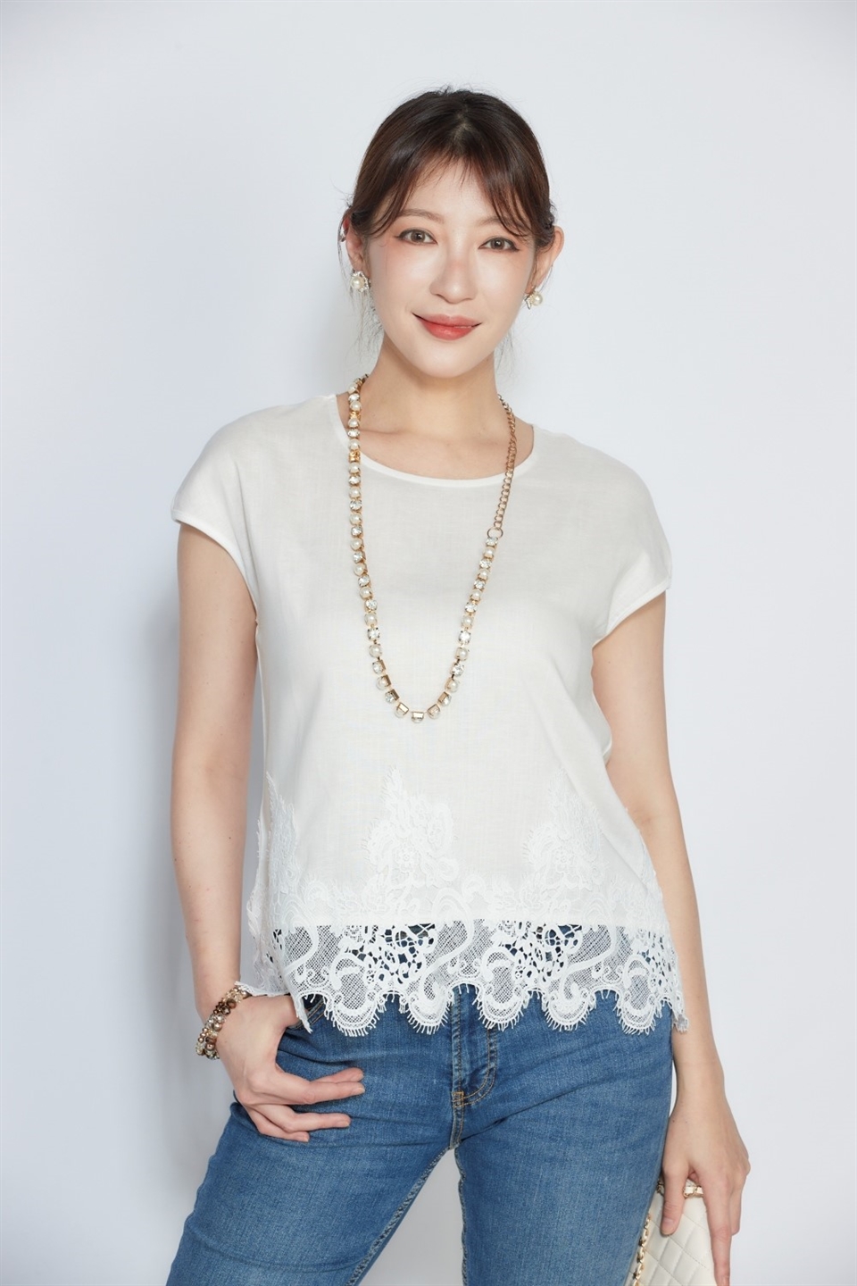 QWI萊賽爾亞麻浪漫圖騰上衣-獨|上衣|ETMall東森購物網