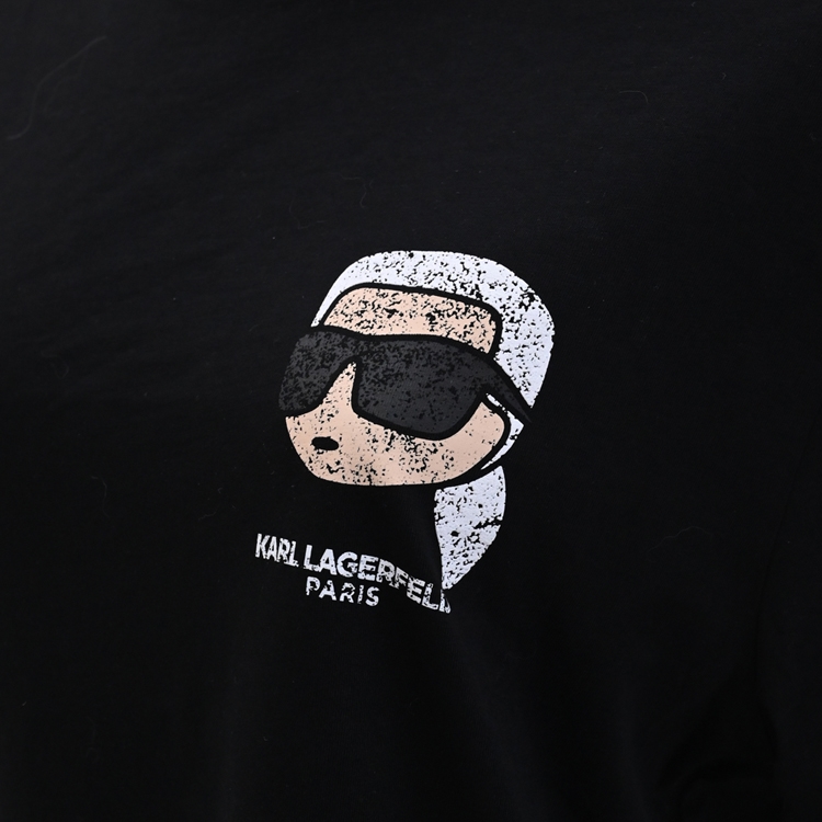 KARL LAGERFELD 卡爾 Q版老佛爺刷舊圖案棉質短T恤.黑|KARL LAGERFELD|ETMall東森購物網