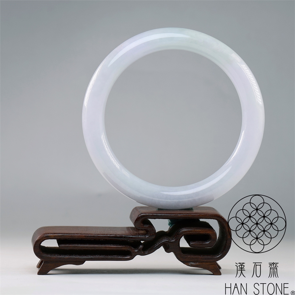 【漢石齋】天然翡翠A貨 圓條手鐲玉鐲 春帶彩種(手圍18.6/ 版寬10.3mm)|18-18.9|ETMall東森購物網