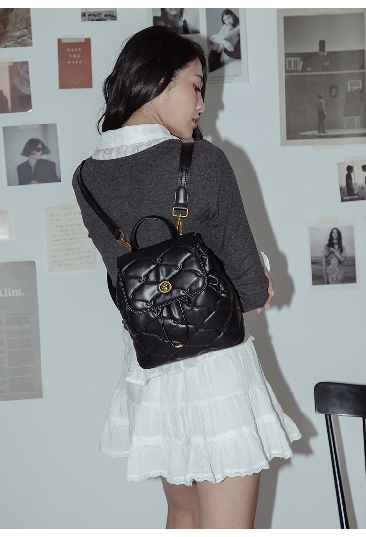 PLAYBOY - 後背包可斜背 Top-Notch系列 - 黑色|後背包|ETMall東森購物網