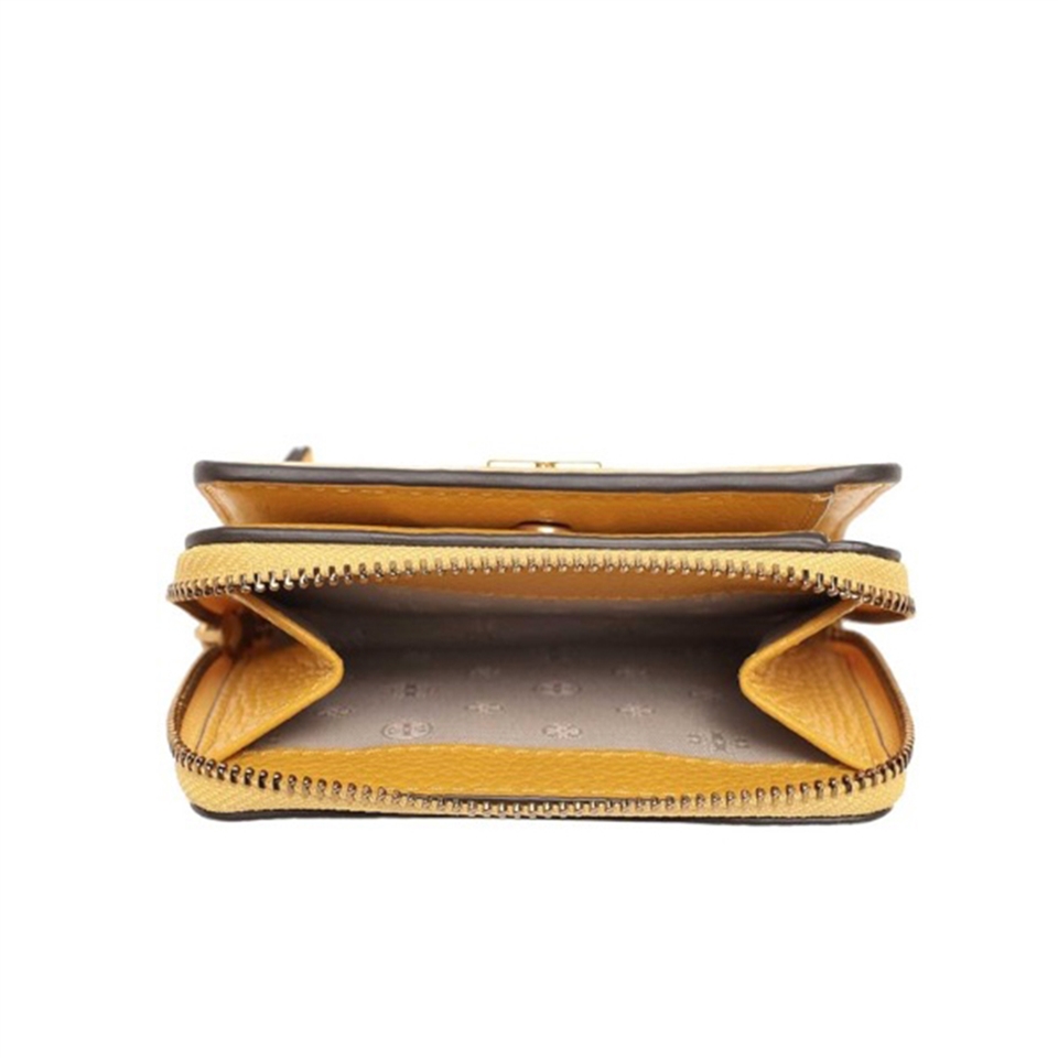 【TORY BURCH】雙T-LOGO素面扣式皮革短夾-黃|長夾/中短夾/零錢包|ETMall東森購物網