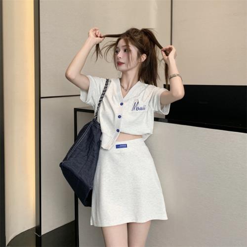 拼色2023新款百搭單排扣上衣t恤|T恤|ETMall東森購物網