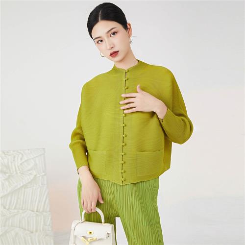 PY褶皺精品外套女小個子短款2024春季時尚高端綠色單排扣長袖上衣|短外套|ETMall東森購物網