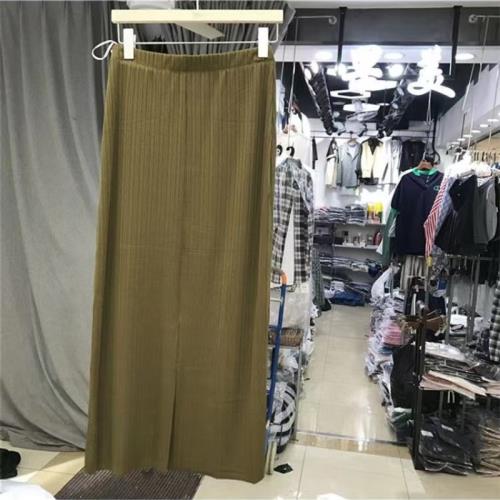 特大碼300斤胖MM開叉垂感坑條半身裙女夏季寬松百搭高腰直筒裙子|半身裙|ETMall東森購物網