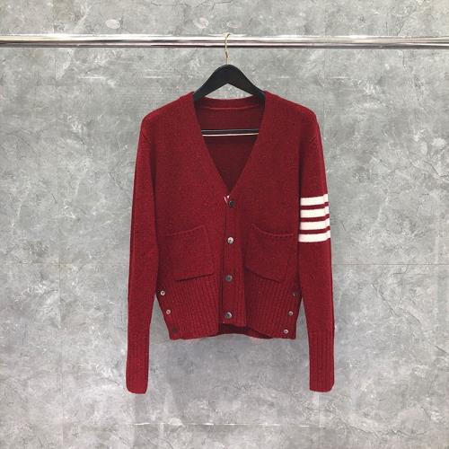 TB V領男女情侶裝毛衣外套開衫|毛針織衫|ETMall東森購物網