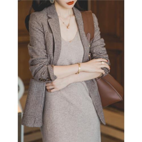 2024質感女裝高級感套裝ol通勤輕熟風氣質復古港風西裝兩件套秋裝|耳套|ETMall東森購物網