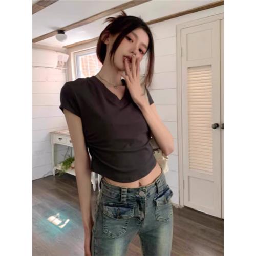 不規則v領白色正肩短袖t恤女褶皺修身顯瘦短款bm高腰辣妹洋氣上衣|手帕|ETMall東森購物網