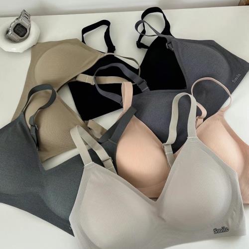 軟支撐bra無鋼圈大胸顯小內衣|胸罩|ETMall東森購物網