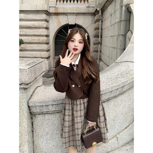 阿車家大碼jk原創【德雯女子】制服裙短西服護奶裙三件套復古套裝|大尺碼連身裙|ETMall東森購物網