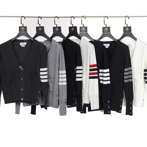 TB正確版本V領情侶款針織開衫|針織衫/毛衣|ETMall東森購物網