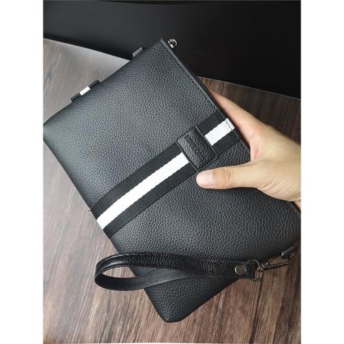 真軟皮男休閑青年pu手拿包|錢包|ETMall東森購物網