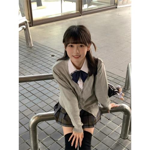 東京原創JK制服毛衣外套女疊穿長袖上衣學院風V領淺灰套頭針織衫|衛衣/絨衫|ETMall東森購物網