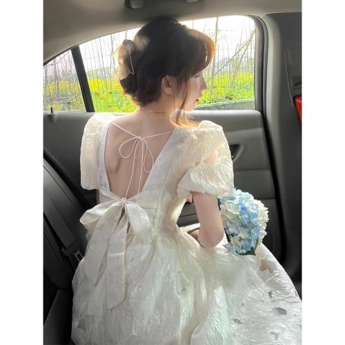 白色性感露背復古chic連衣裙|洋裝|ETMall東森購物網