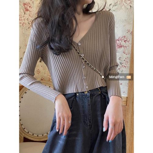 G2025年新款春秋季女裝長袖上衣簡約薄款V領短款針織開衫外套春秋|毛針織衫|ETMall東森購物網