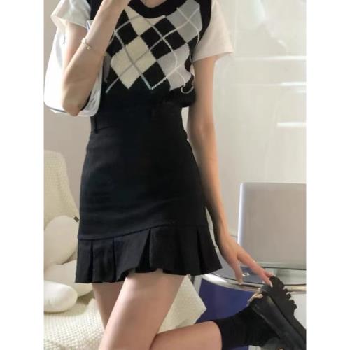 High waist A-line buttock pleated skirt高腰A字包臀百褶半身裙|半身裙|ETMall東森購物網