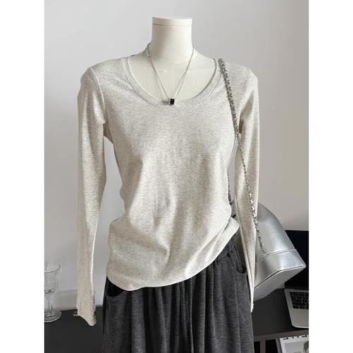 秋冬2023新款寬松圓領長袖t恤|T恤|ETMall東森購物網