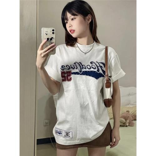 美式高街白色字母印花短袖t恤女夏季爆款港味chic高級感正肩上衣|領帶夾|ETMall東森購物網