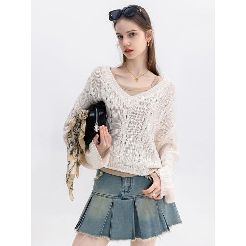 EGGKA米白色麻花寬松休閑V領毛衣|毛衣|ETMall東森購物網