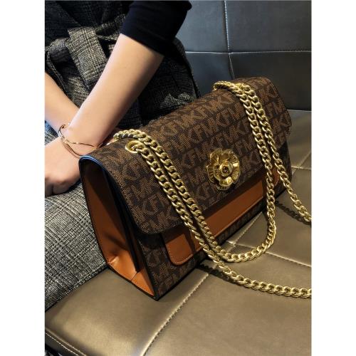 LV:VS香港包包2024新款時尚單肩鏈條包大容量簡約斜跨手提小方包|小方包|ETMall東森購物網