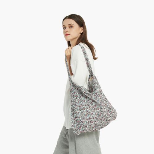 小眾 bikkie裴秀智IU孫藝珍同款碎花布包百搭輕薄環保絨布包包|通用款女包|ETMall東森購物網