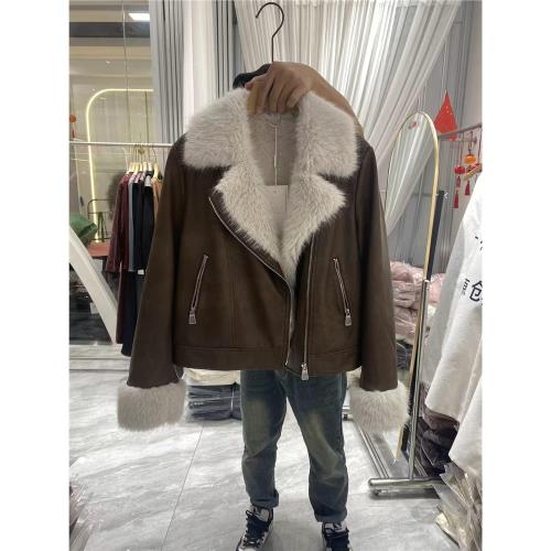 2024冬裝加絨加厚pu皮衣女短款外套羊羔毛毛領機車服顯瘦加厚|皮衣|ETMall東森購物網