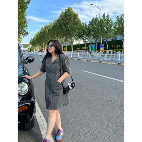 木子理想青春胖mm中長牛仔連衣裙|大尺碼連身裙|ETMall東森購物網