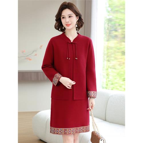 旗袍裙媽喜婆結婚宴禮服外套裝秋外搭披肩平時可穿本命年2026馬年|中老年女裝|ETMall東森購物網