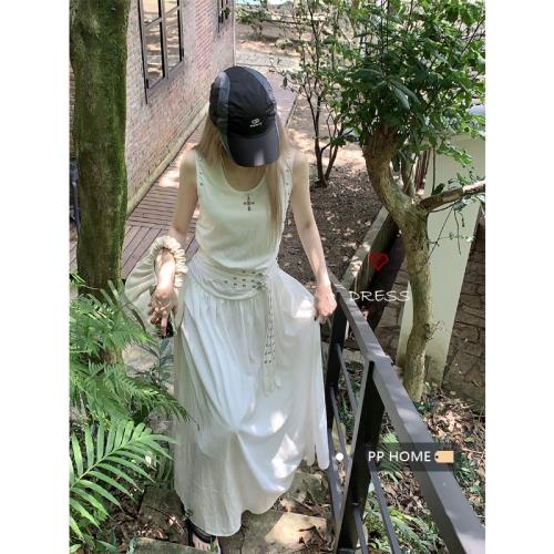 PP連衣裙夏季高級感鉚釘收腰背心|洋裝|ETMall東森購物網