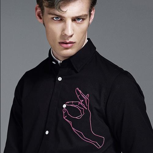 【摩達客】韓國進口EXO合作設計品牌DBSW Button Stealer盜釦者純棉男士修身黑色長袖襯衫|長袖|ETMall東森購物網