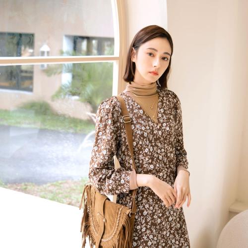 【OB 嚴選】簡約高領彈性實搭合身上衣 《AB17557》|上衣|ETMall東森購物網