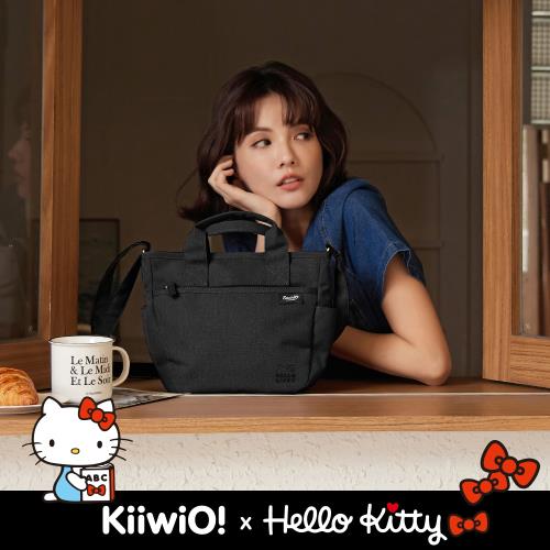 Hello Kitty x Kiiwi O! 聯名款．大容量極輕兩用郵差包 CHESLEY |多WAY包|ETMall東森購物網