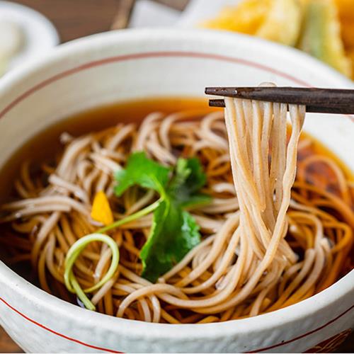 【上野物產】10組 台灣製 蕎麥刀削麵+芝麻醬/油蔥/椒麻 (60g±10%/包+醬30g±10%/包)|乾拌麵|ETMall東森購物網