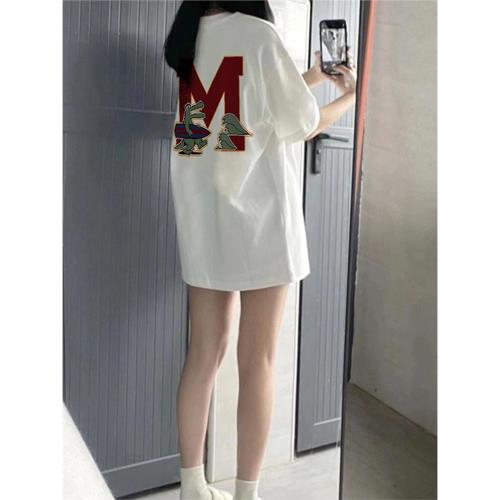 今年流行chic短袖t恤女夏季上衣|T恤|ETMall東森購物網