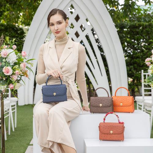 【M2nd】娜司芙鴕鳥皮鑽扣肩揹包|肩背包|ETMall東森購物網