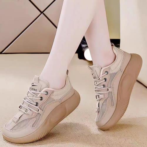 【LN】★網面鏤空軟底運動鞋(女鞋/舒適/好走)|休閒鞋|ETMall東森購物網