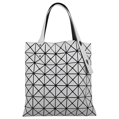 ISSEY MIYAKE 三宅一生 皮質幾何小菱格7x7手提包 (漆白) 霧面-慈濟|三宅一生BAO BAO包系列|ETMall東森購物網