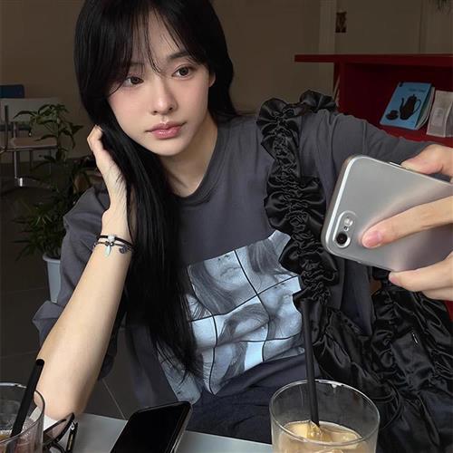 T恤 情侶人像寬鬆五分袖T恤ODD1198-創翊韓都|T恤|ETMall東森購物網