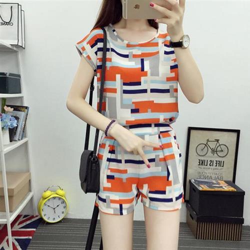 【韓國K.W.】現貨歐風線狀天絲典雅造型短褲套裝|褲子套裝/裙子套裝|ETMall東森購物網