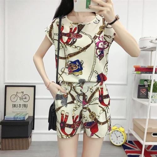 【韓國K.W.】現貨歐風鎖鏈天絲典雅造型短褲套裝|褲子套裝/裙子套裝|ETMall東森購物網