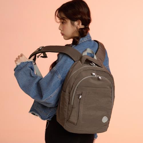 【金安德森】 River 皺褶感中性後背包-霧灰|後背包|ETMall東森購物網