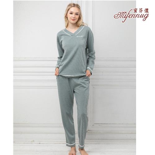 MFN 蜜芬儂 V領坑條舒適家居服|長袖兩件睡衣褲|ETMall東森購物網