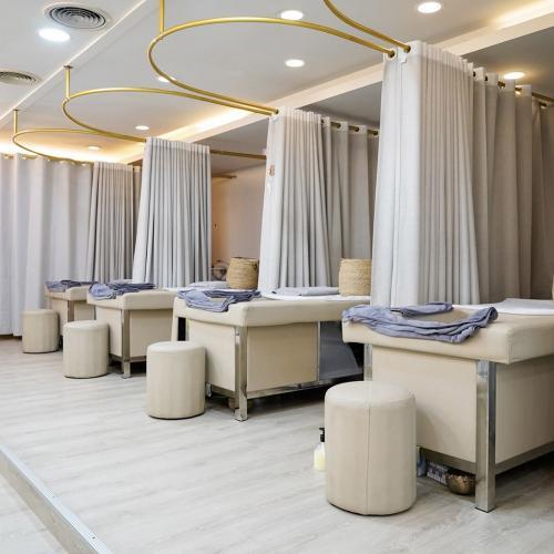 新北【Here spa越式洗髮】極致尊貴頂級療程150分鐘(MO24)|SPA按摩|ETMall東森購物網