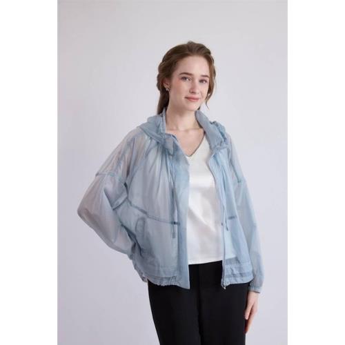 QWI歐式亮彩高光絲透感遮陽外套-獨|外套/大衣|ETMall東森購物網