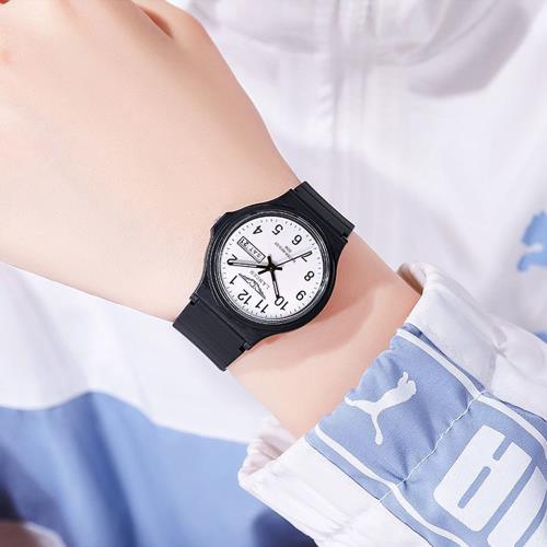 CS22 夜光功能日期學習手錶|其他品牌|ETMall東森購物網