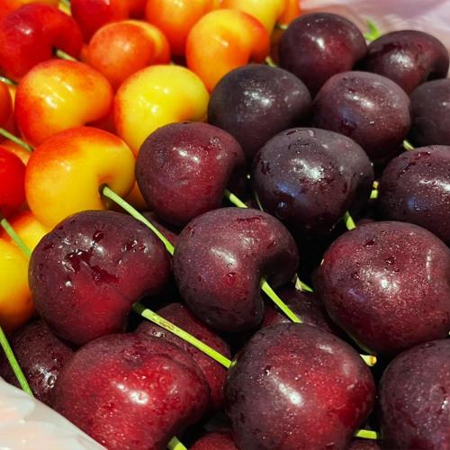 【新鮮水果】西北黑白櫻桃9R-9.5R(紅櫻桃600g＋白櫻桃600g)綜合1.2kg±10%禮盒組|櫻桃|ETMall東森購物網