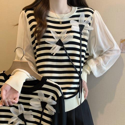 【ALLK 歐楷】新品 立體花朵針織衫上衣 共2色(尺寸F/中大尺碼/涼爽/透氣)|造型上衣|ETMall東森購物網