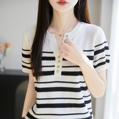 【ALLK 歐楷】新品 V領條紋針織衫上衣 共2色(尺寸F/中大尺碼/涼爽/透氣)|造型上衣|ETMall東森購物網