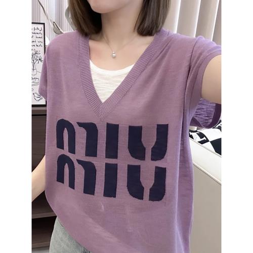 CS22 V領假兩件式字母印花上衣|針織上衣/毛衣|ETMall東森購物網