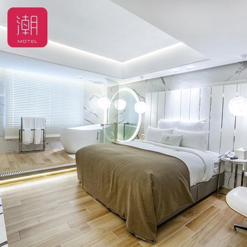 【潮旅館】雙人房平假日休息 3H〈不可指定房型，依現場房況安排〉|摩鐵休憩券|ETMall東森購物網